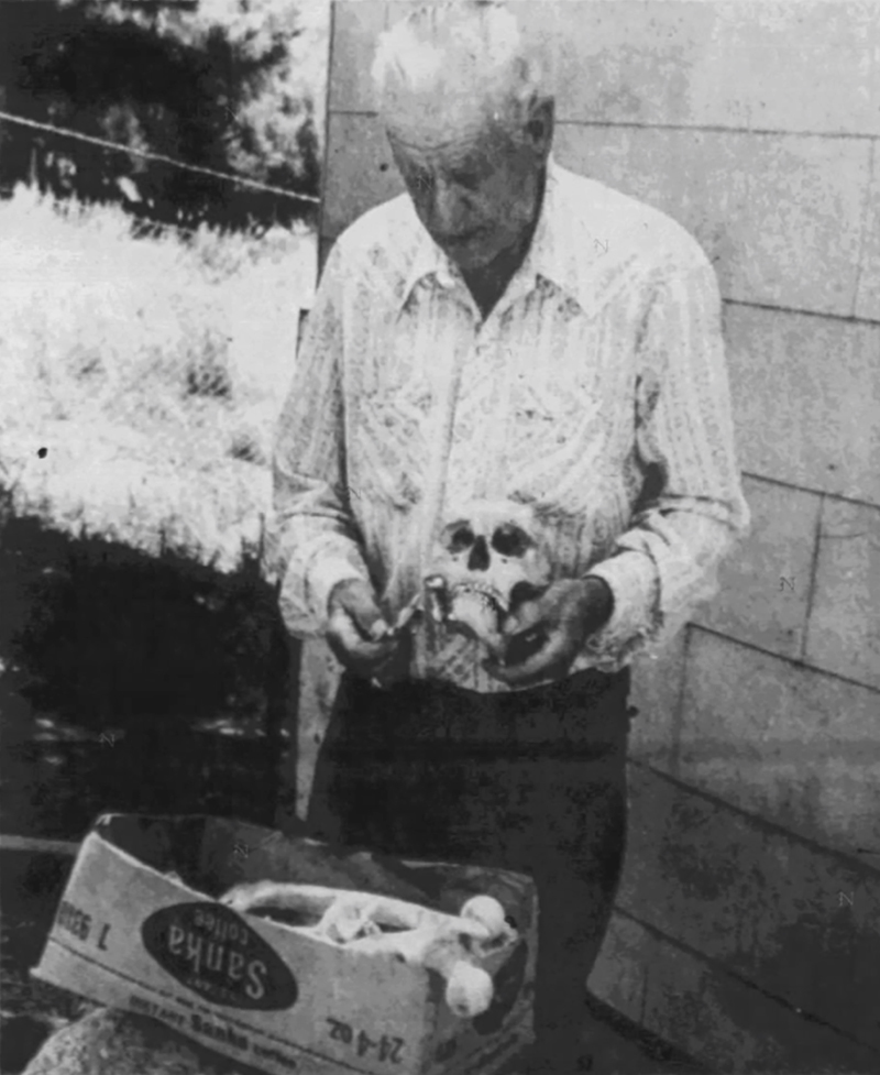 SCVHistory.com | Ridge Route | Frank Knapp, Antiquarian Extraordinaire ...